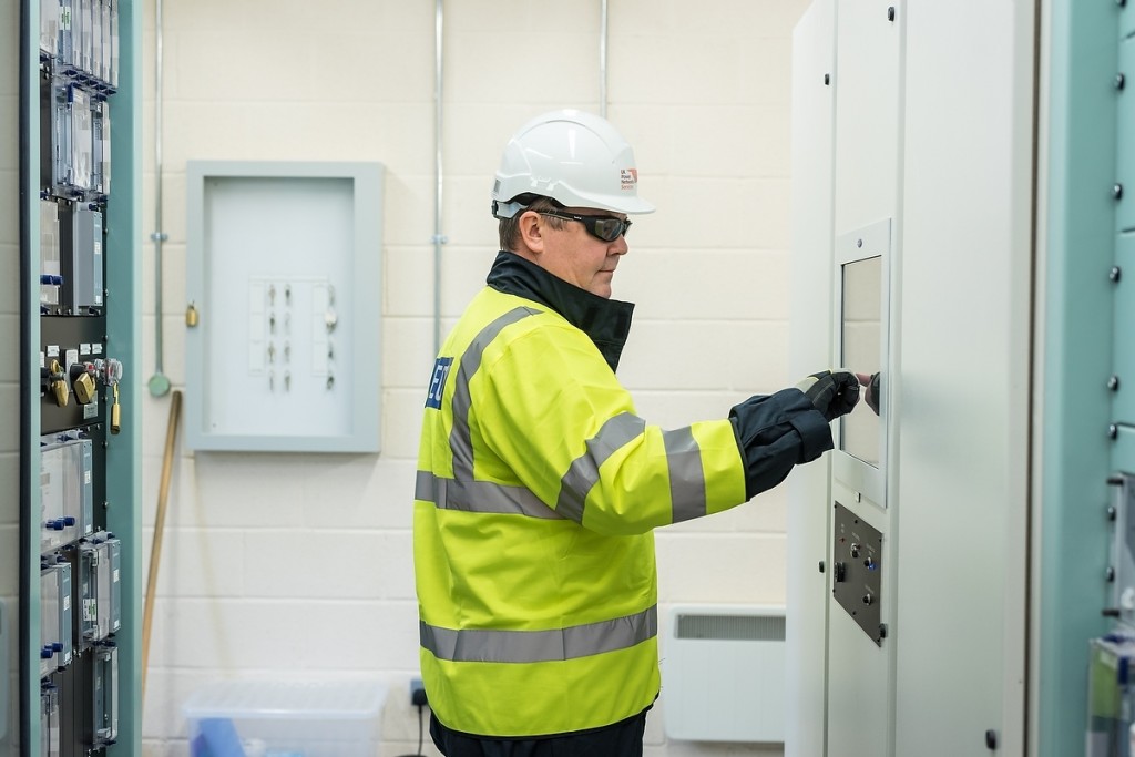 UK Power Network Services, website imagery, 2016 - James Pike ...